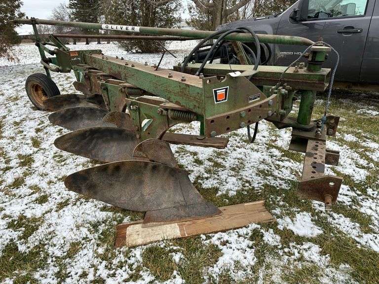 Oliver Model 568 4-16" Bottom Plow, 2-Point. Comes with (3)-Coulters ...