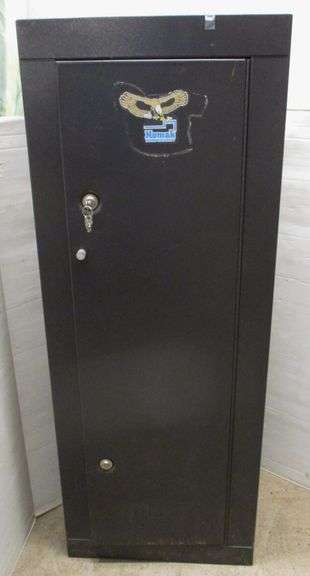 Metal Homak home security gun case with keys, 21"W x 10"D x 55"H, great ...