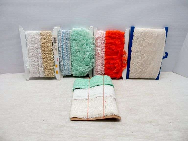 Yards of lace in different colors, all in good condition, for crafts ...