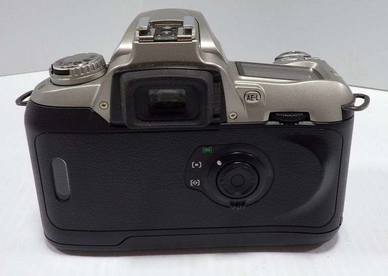 Nikon N75 35mm SLR film camera with 100MM macro lens with matched macro ...