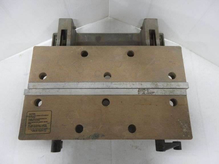 Black & Decker benchtop workmate, model 79-020, type 1, overall- 16"W x ...