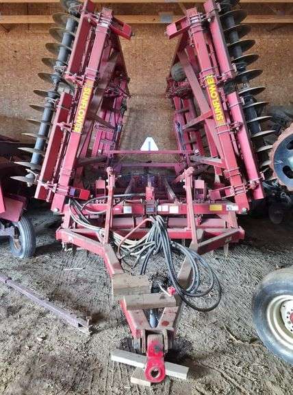 Sunflower 6332 Disk Soil Finisher, 23'W, Rolling Basket, Digging Shanks ...
