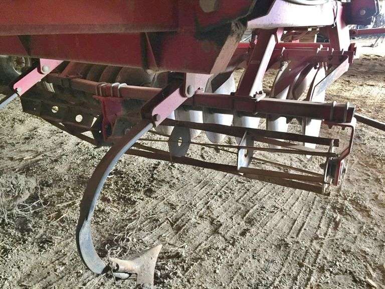 Sunflower 6332 Disk Soil Finisher, 23'W, Rolling Basket, Digging Shanks ...