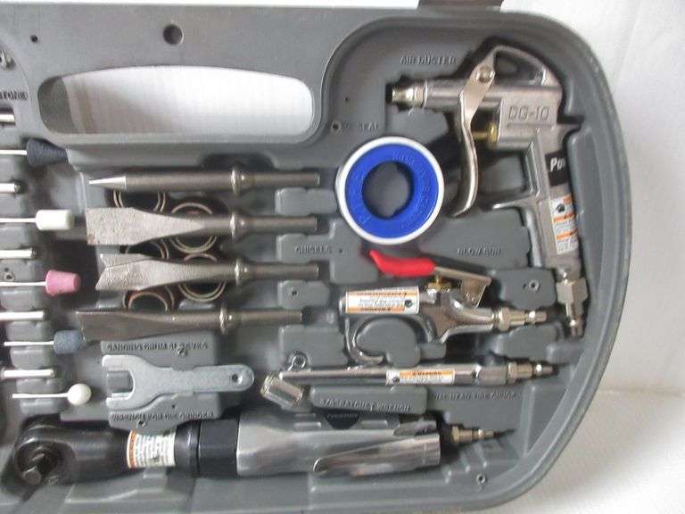 Coleman Powermate air tool kit, model no. 24-2155SP, includes: 1/2" Air ...