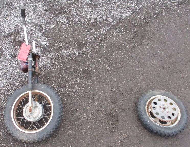 Rupp mini bike parts, used - Albrecht Auction Service