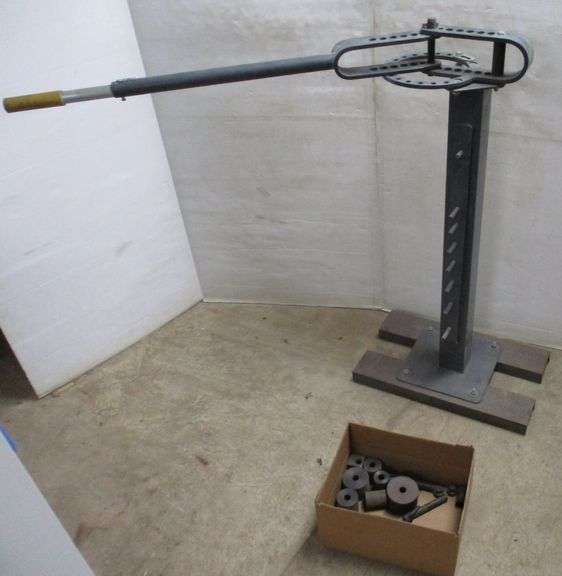 Round or square metal stock bender with dies - Albrecht Auction Service
