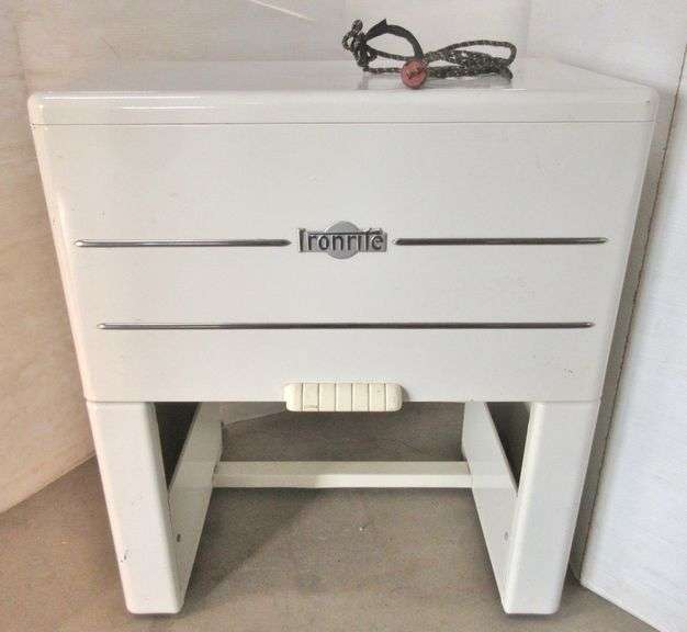 Ironrite ironer, 31"W, works - Albrecht Auction Service