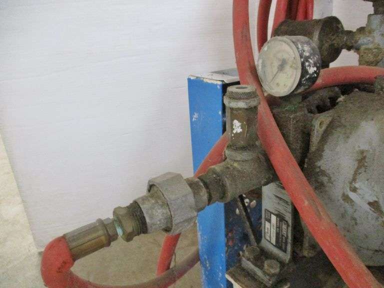 Drywall texture pump - Albrecht Auction Service