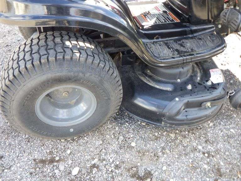 Craftsman LT2000 Gold Series riding mower with 46" deck, 21 HP Briggs ...