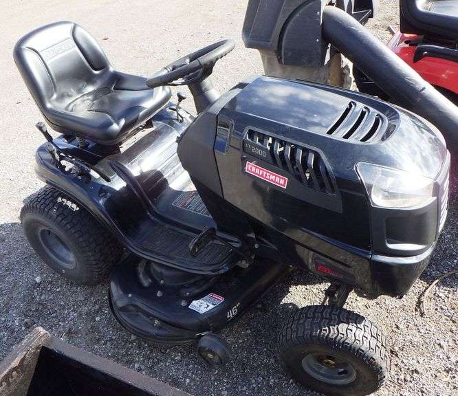 Craftsman LT2000 Gold Series riding mower with 46" deck, 21 HP Briggs ...