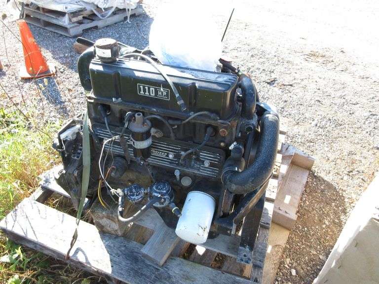 Mercury Cruiser marine 4-cycle motor, 110 HP, runs - Albrecht Auction ...