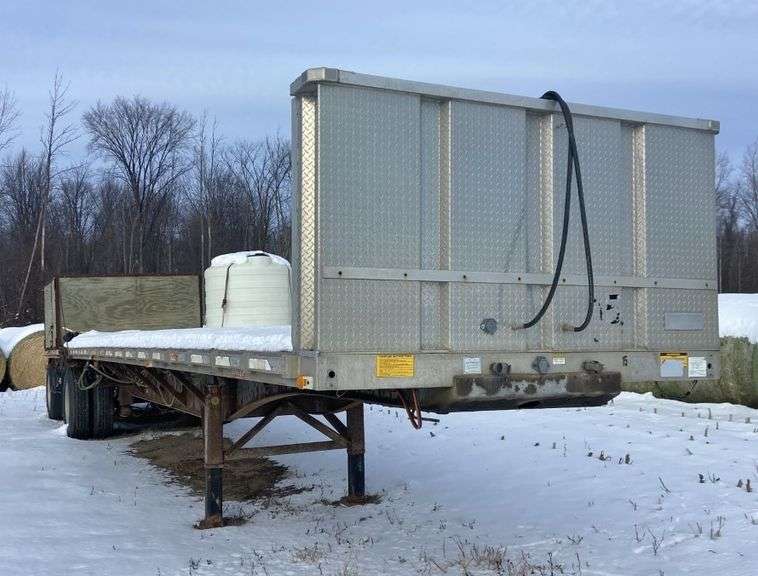 1998 Dorsey Flatbed Trailer, 48'L, Air Ride, 9' Spread, Steel Frame ...