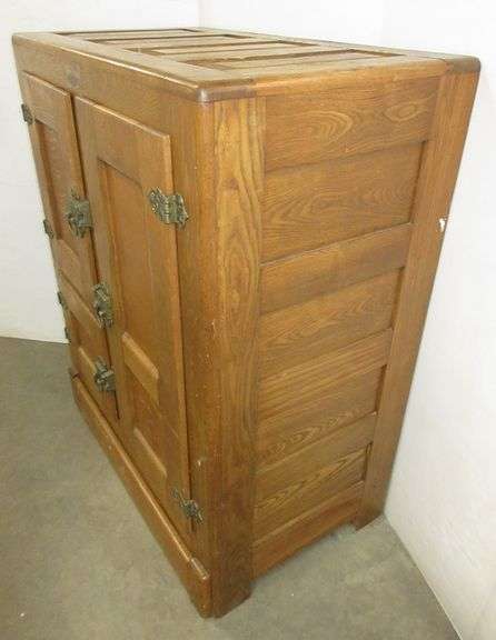Vintage oak 3-door ice box, 1920s made by Leonard, Grand Rapids Refrigerator Co., model no. 905 ...