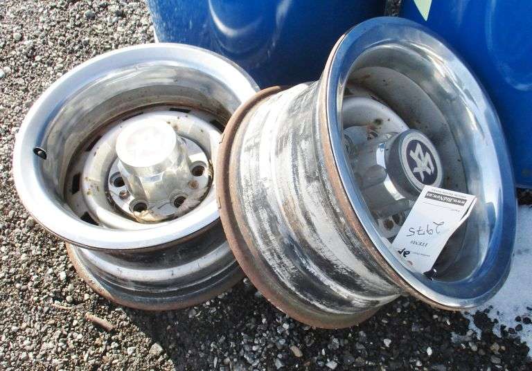 Pair of 1973-1987 square body chevy 4x4 truck 6-lug 15" x 8" rally ...