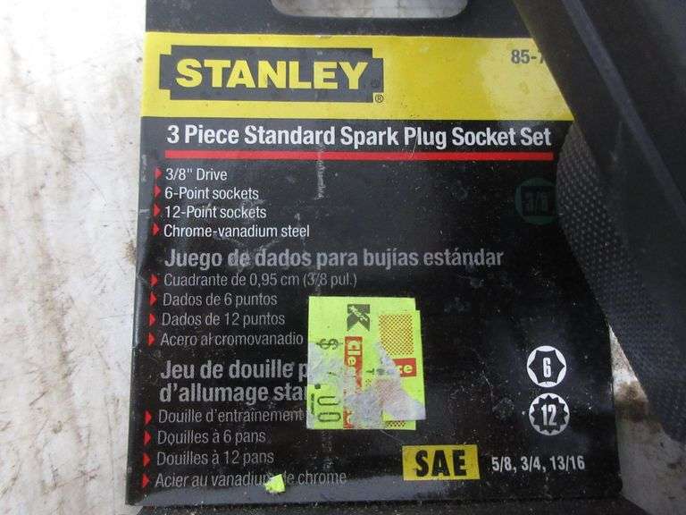 Stanley spark plug kit with 3-piece socket set, new - Albrecht Auction ...