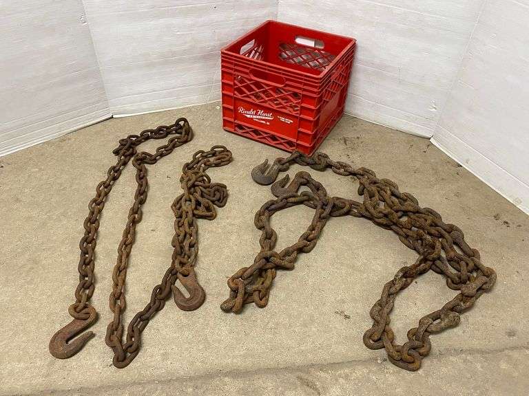 Pair of heavy duty logging chains, both are 15'L, one has 5/8" hook ...