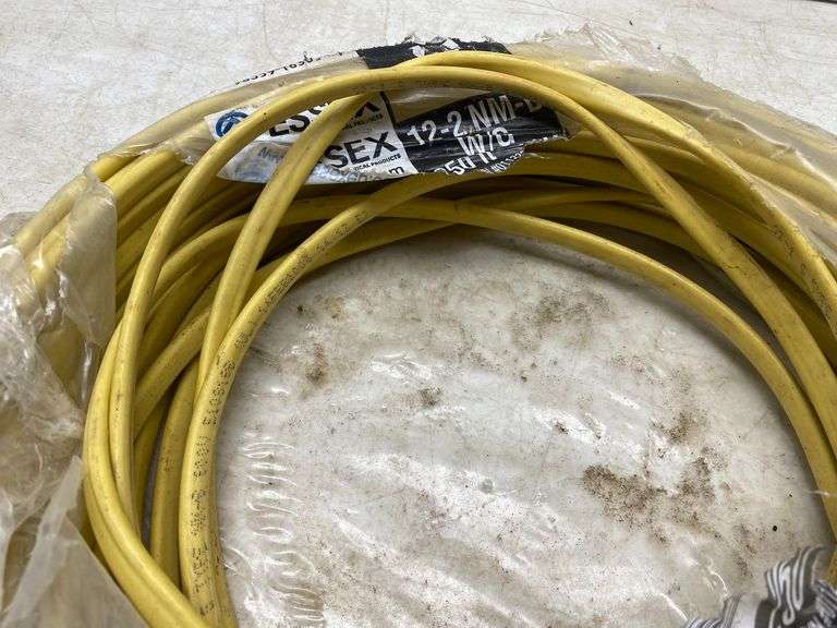 Heavy duty 12-2 wire with ground, approx. 120' and 10 lb. of wire ...
