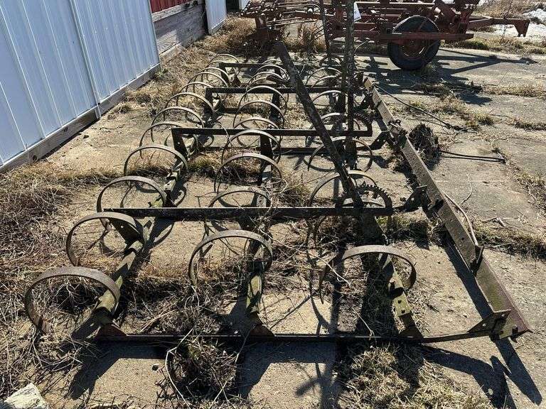 12' Spring Tooth Drag Harrow - Albrecht Auction Service