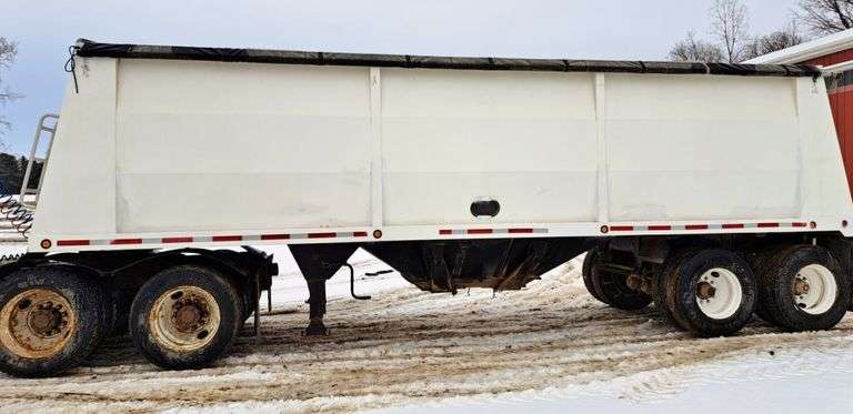 2004 Wheeler Hopper Bottom Trailer with Air Door, 102" x 30', Some ...