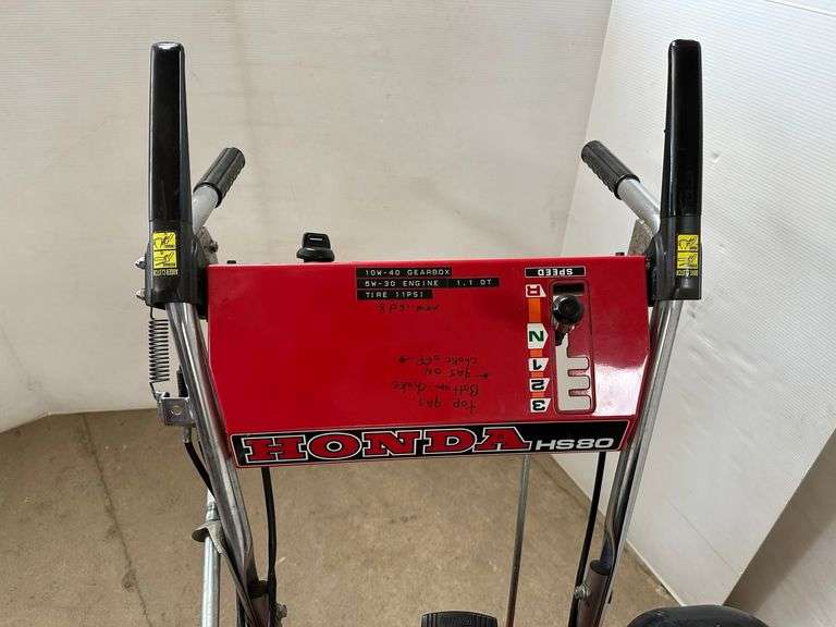 Honda HS80 snow blower, has newer tires and plug in electric start ...