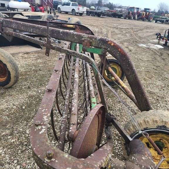 John Deere Model 640 Hay Rake with Dolly Wheel, Good and Solid Older ...