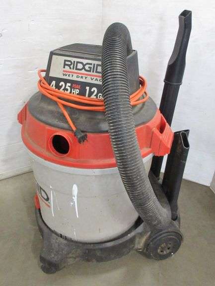 Ridgid wet/dry vac, 4.25 HP, 12-gallon, works - Albrecht Auction Service
