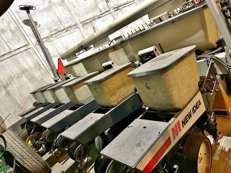 1990 New Idea 9100 6-Row Planter, Precision Finger Pickup Meters, Kinze ...
