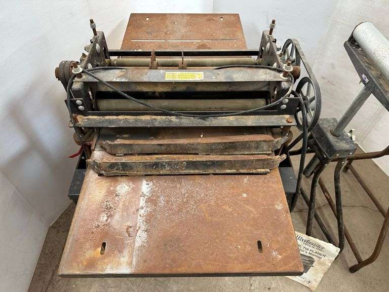 Woodmaster Tools planer, model 718 - Albrecht Auction Service