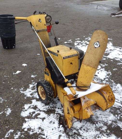 1972 Snowblower, rebuilt motor, runs good - Albrecht Auction Service