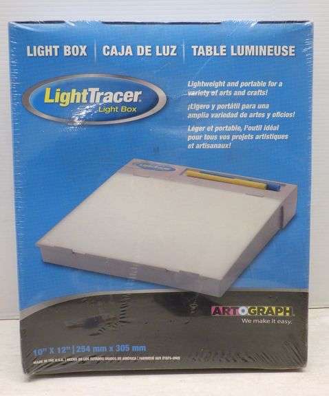 Light tracer light box, 10" x 12" - Albrecht Auction Service