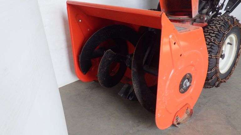 Ariens ST824 snowblower, runs as it should, has been tuned up, ready to ...