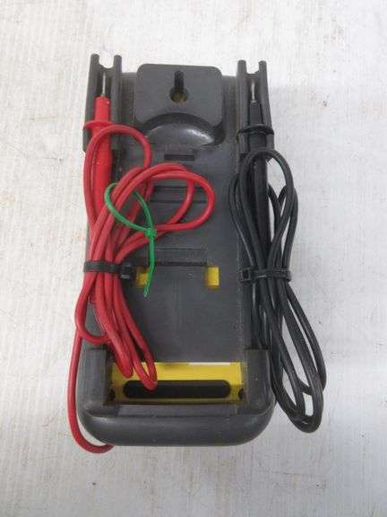 UEI Digital multimeter, Model No. DM 420 with leads, works great ...