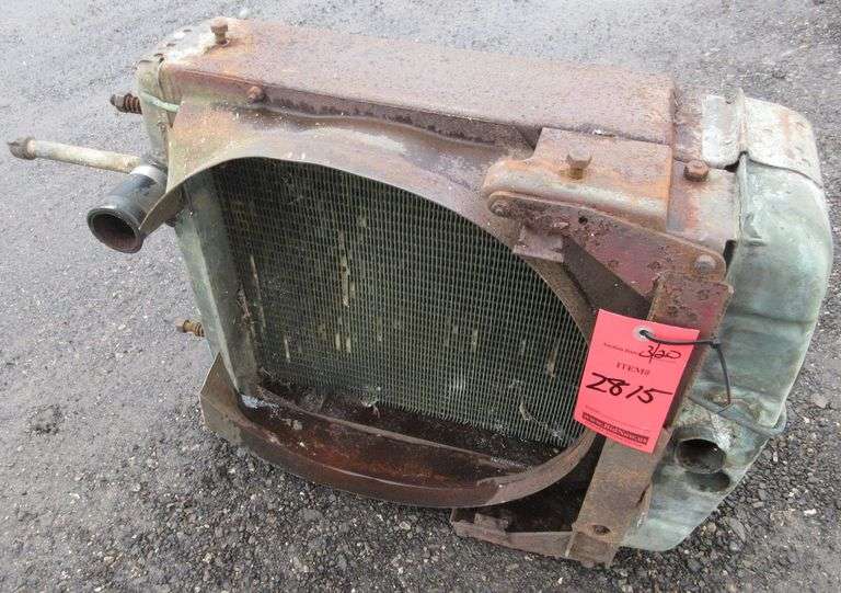 Farmall H radiator, used, no leak when pulled - Albrecht Auction Service