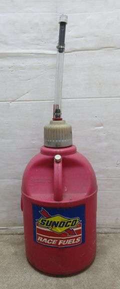 SUNOCO 5-Gallon red gas can, used - Albrecht Auction Service
