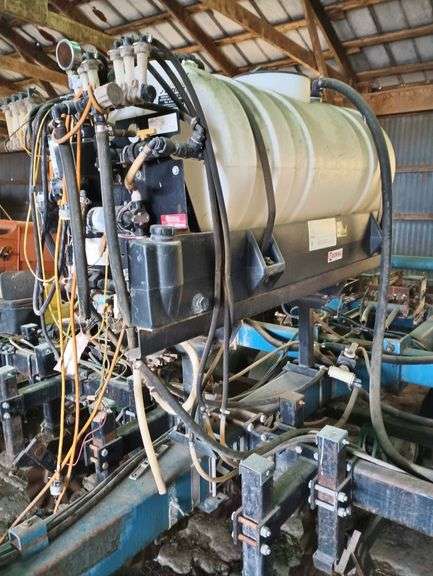 Kinze 2000 6-Row Rawson 3-Coulter No-Till System, Set Up for In-Furrow ...