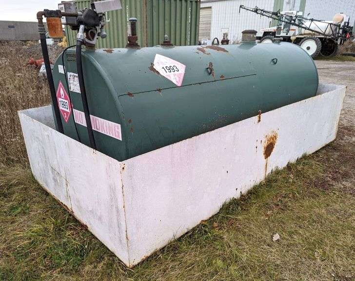 1000-Gallon Fuel Tank with Spill Containment and Fill Rite Pump 110V ...