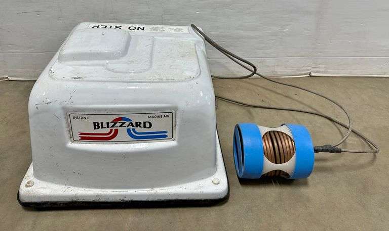 Boat hatch AC unit, worked recently - Albrecht Auction Service