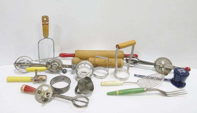 (15) Antique rustic farmhouse kitchen utensils/tools, brands include ...