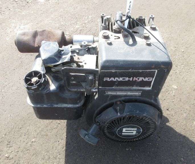 Ranch King motor, ran recently - Albrecht Auction Service
