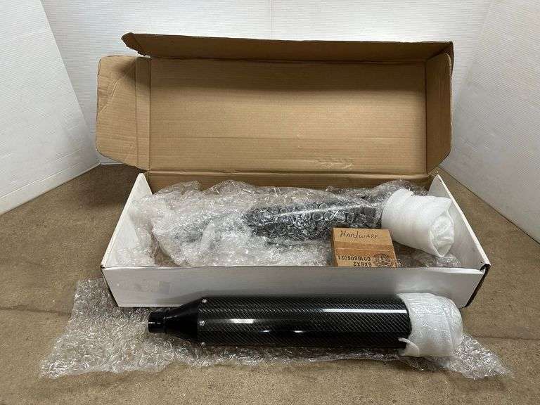 Pair of performance mufflers for Harley Davidson, fits Harley touring ...