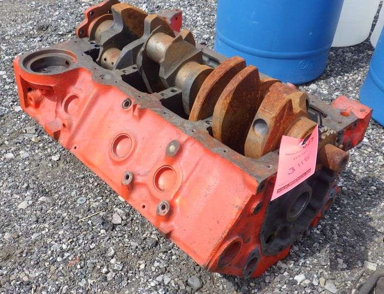 400 Engine block and crank, bored .030 over - Albrecht Auction Service