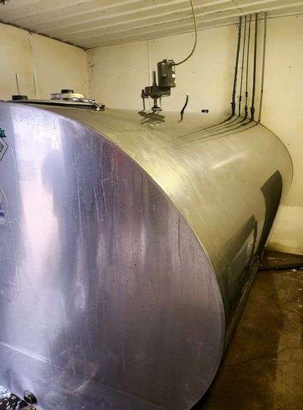 Mueller 1500-Gallon Milk Tank, Proform III Tank Controller and Washer ...