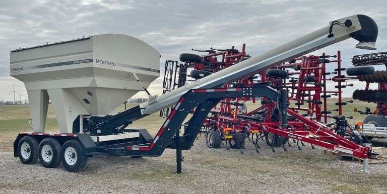 2022 Meridian 375RT Seed Tender, Wireless Remote Control, 5th Wheel ...