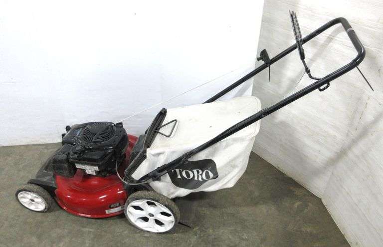 Toro push mower with bagger, Briggs & Stratton GTS 140cc, 5.5 ft. lbs. torque, 21" deck, new ...