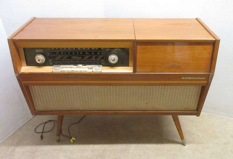 Mid-century German console radio, Loewe Opta, 39"W x 13"D x 30"H ...