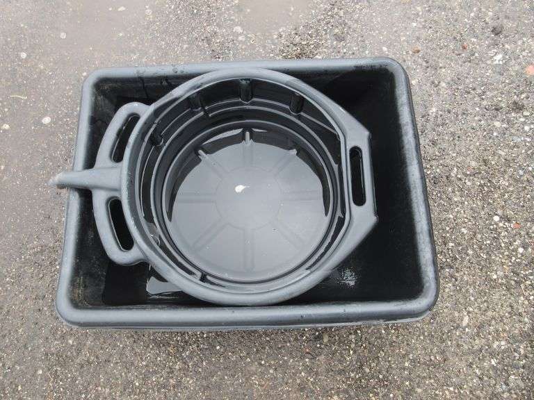 (4) Oil change catch pans, include: 1- With spout, 23 1/4"W x 18"D, to ...