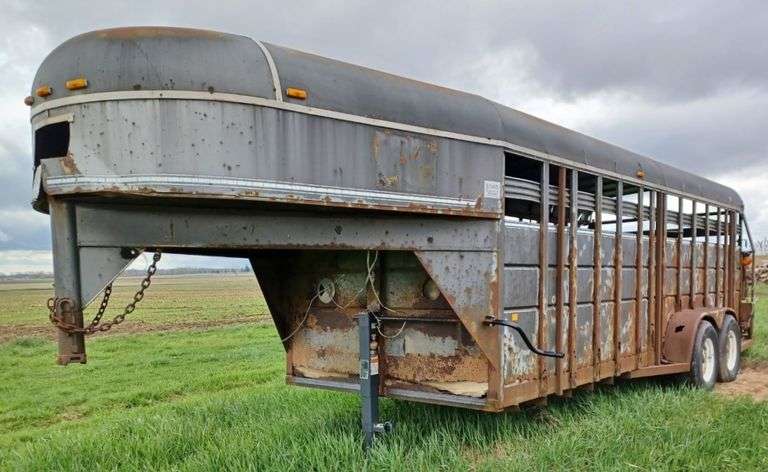 This item Selling ABSOLUTE! ~~~ Corn Pro 20' Gooseneck Livestock ...