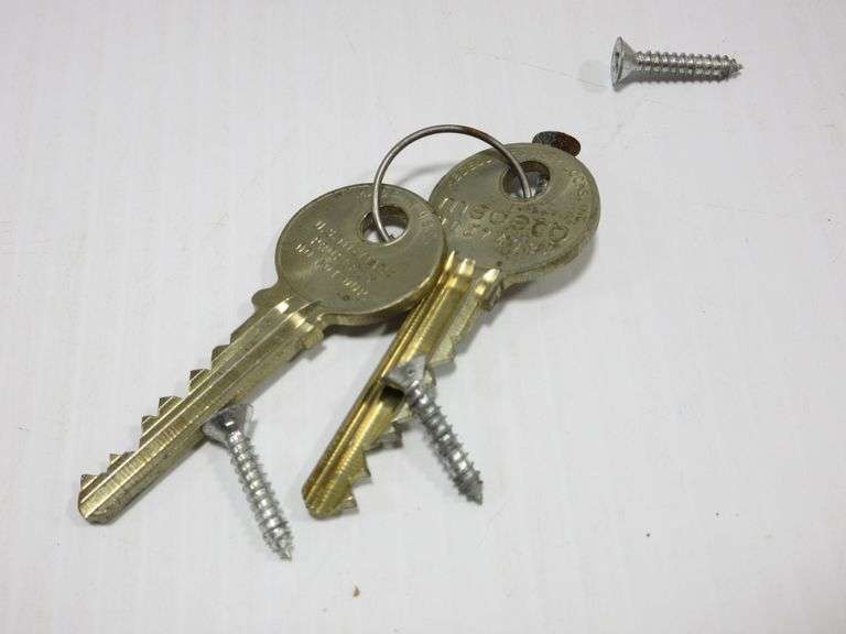 831-B Military high security Sargent Greenleaf padlock with keys and ...