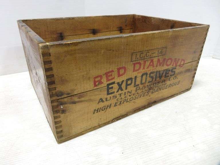 Red Diamond Explosives Crate - Albrecht Auction Service