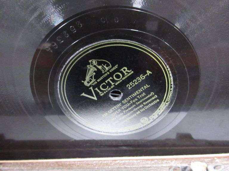 Case of old records from the 1920s - Albrecht Auction Service